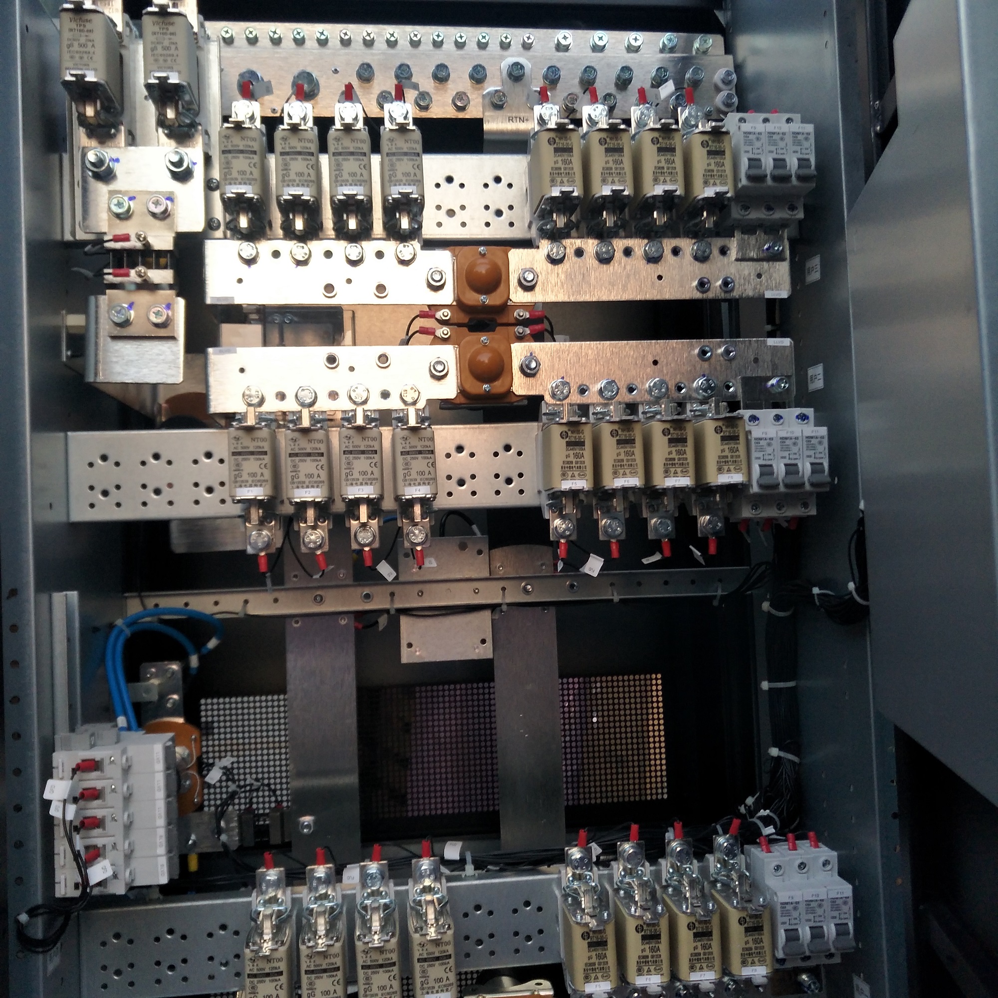 华为TP48600T通信电源柜 48V高频开关电源柜华为TP48600T图片/高清大图 - 谷瀑环保